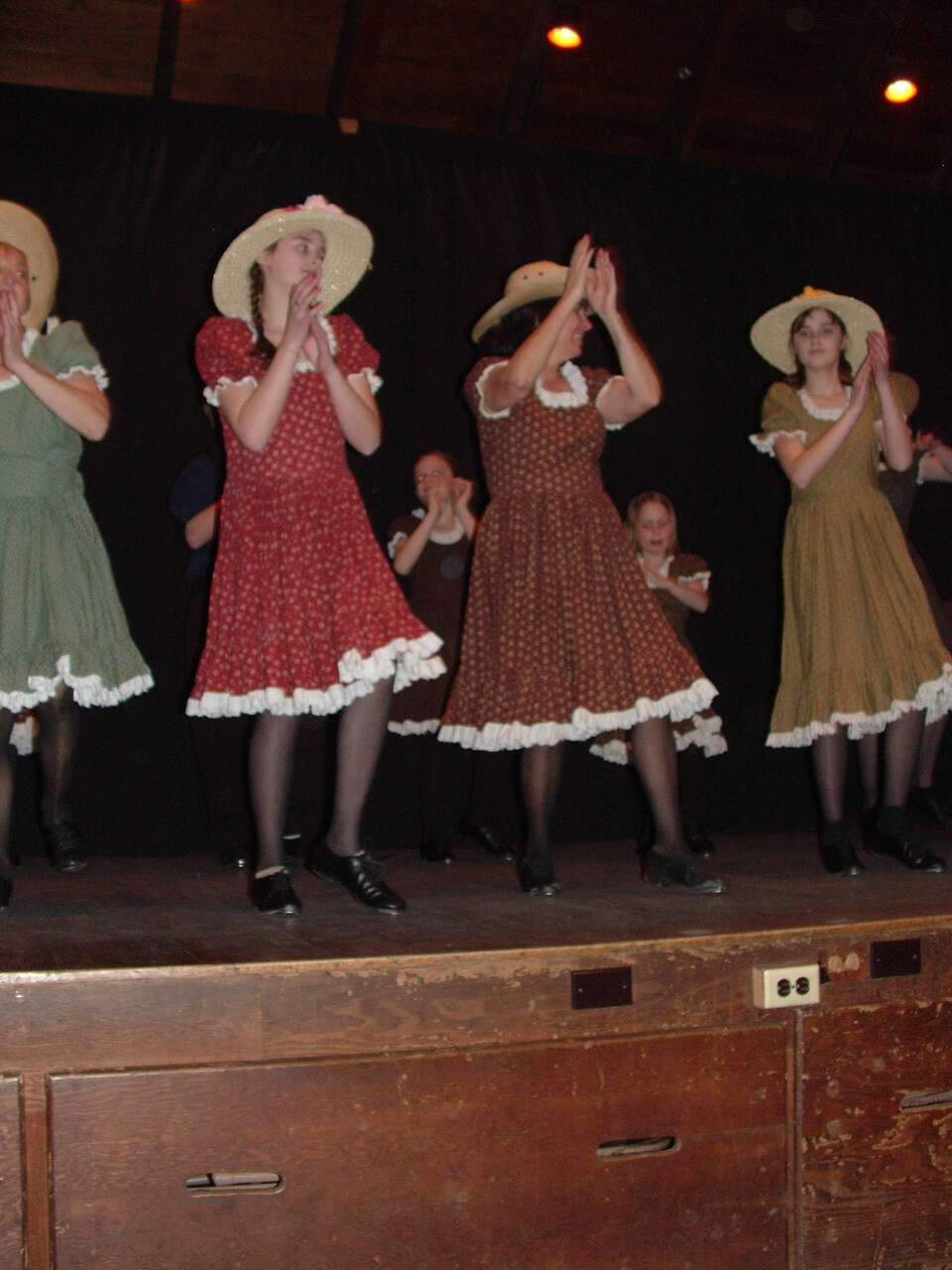 The Sarvis Tree Is Blooming In Appalachia | Blind Pig and The Acorn