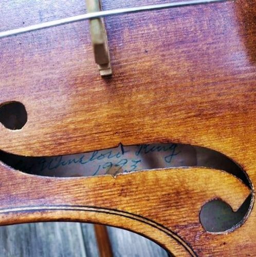 Chitter Got a New Fiddle | Blind Pig and The Acorn